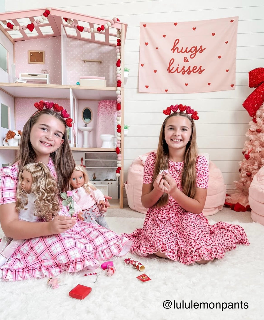 {Pink} Hugs & Kisses Banner – Hunny Prints®